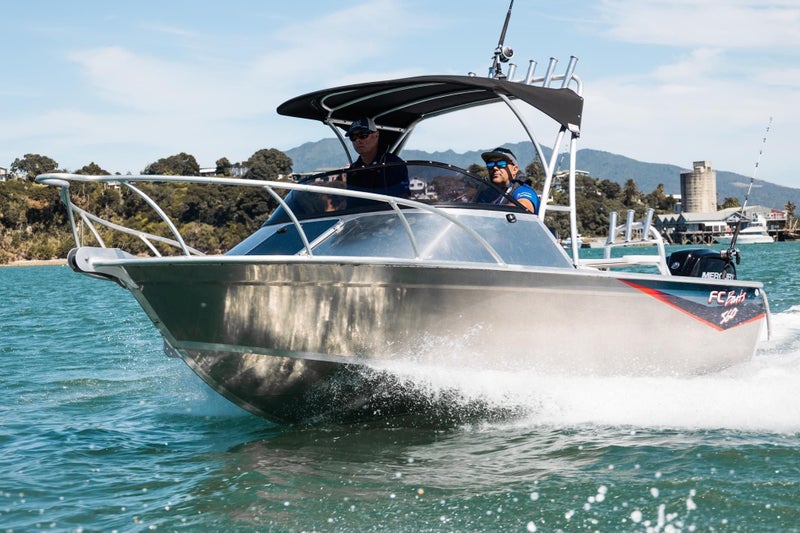 Fin Chaser Boats 560C (Cuddy)