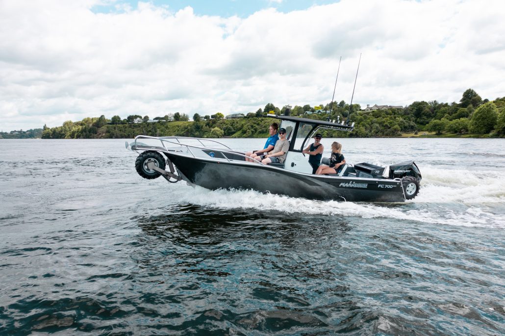 FC Boats | FC 700 Centre Console Amphibious – Fin Chaser
